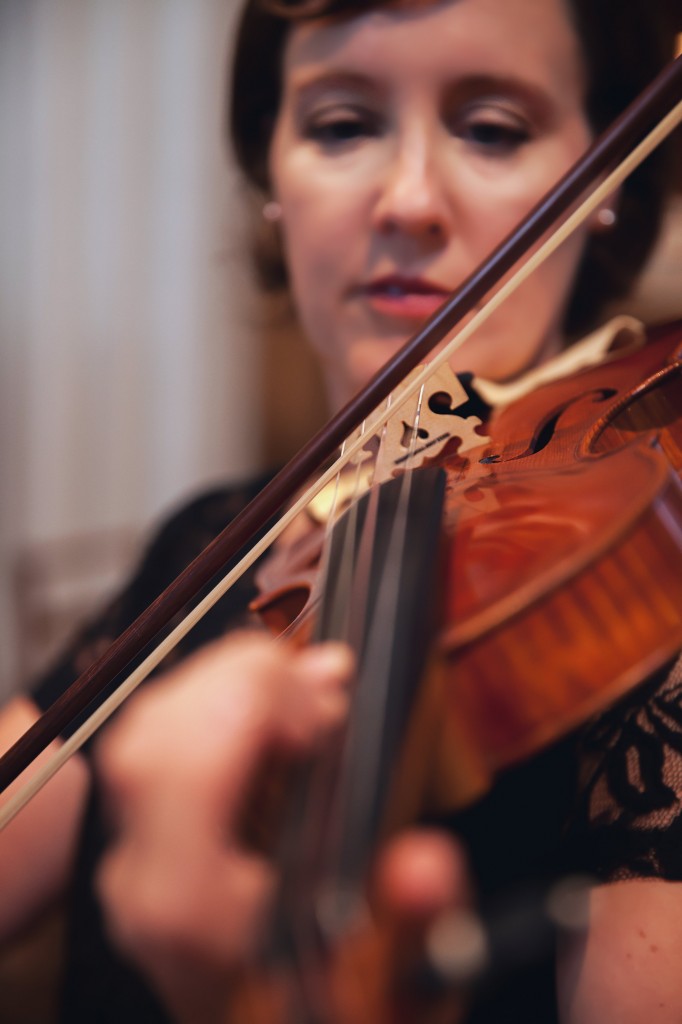 Christi Meyers- violin | Victoria Baroque